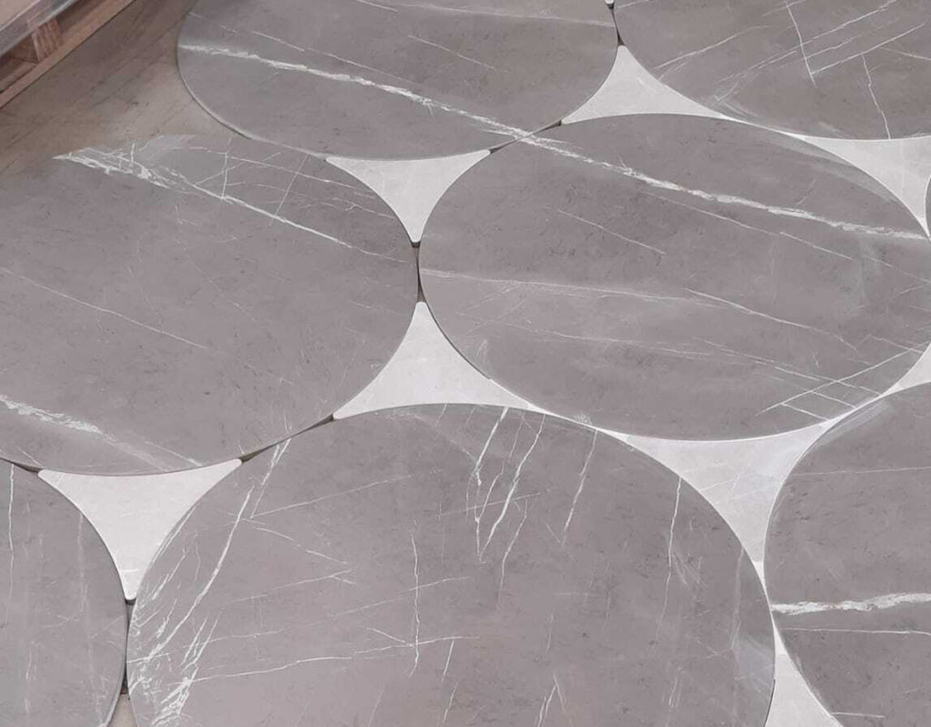 Lapping round tiles - PREMIER